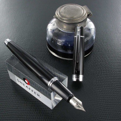 Stylo Plume Fine Sheaffer® "Serie 300" Noire Sur styloenligne.com